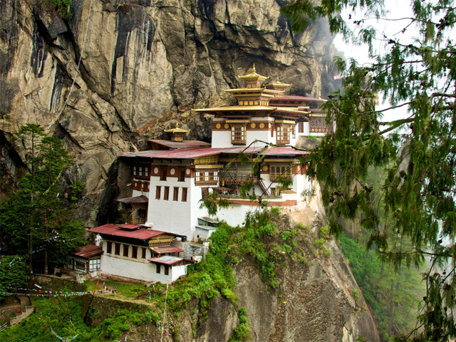 Paro Taktsang | Basecamp Hikes